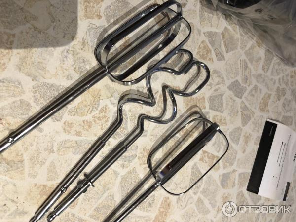 Отзыв о Миксер Vitek VT-1411 | Идеальный ручной миксер для замеса теста.