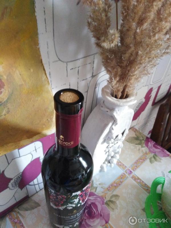 Отзыв о Вино красное полусладкое Muzaradi Алазанская долина | Винишко